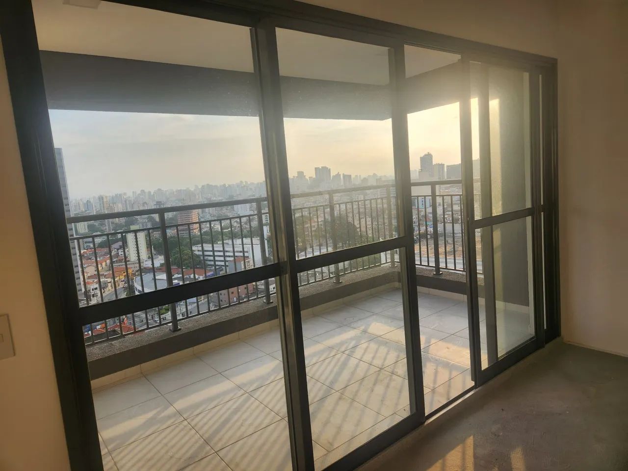 Porta de Vidro de Correr em Varanda - Portas e Janelas - Tucuruvi, São ...