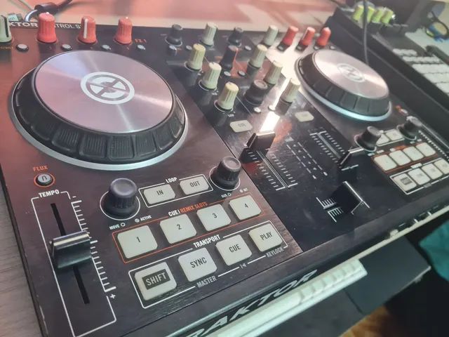 "traktor audio 4" no Brasil