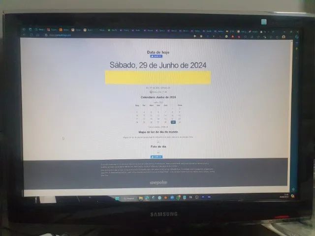 "tv monitor samsung 24 polegadas lcd" no Brasil