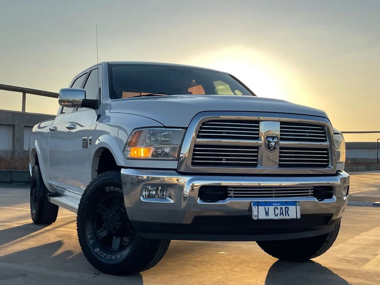 RAM 2500 Usados e Novos