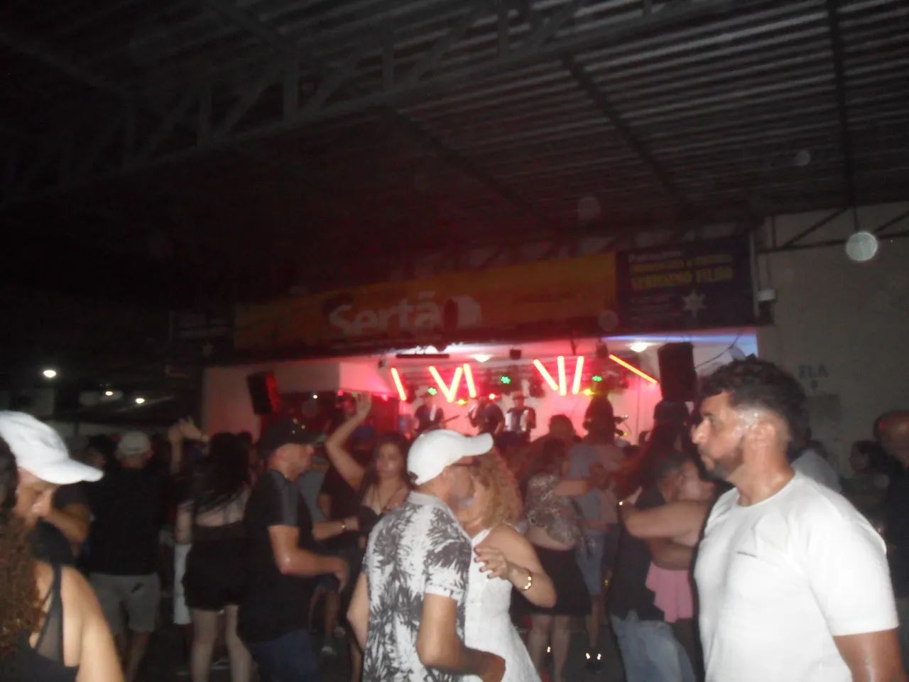 Câmera Digital Samsung ES68 - Câmeras e Filmadoras - Barroso, Fortaleza ...