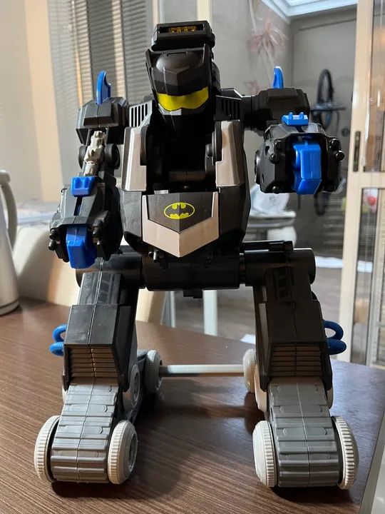 "robo do batman" no Brasil