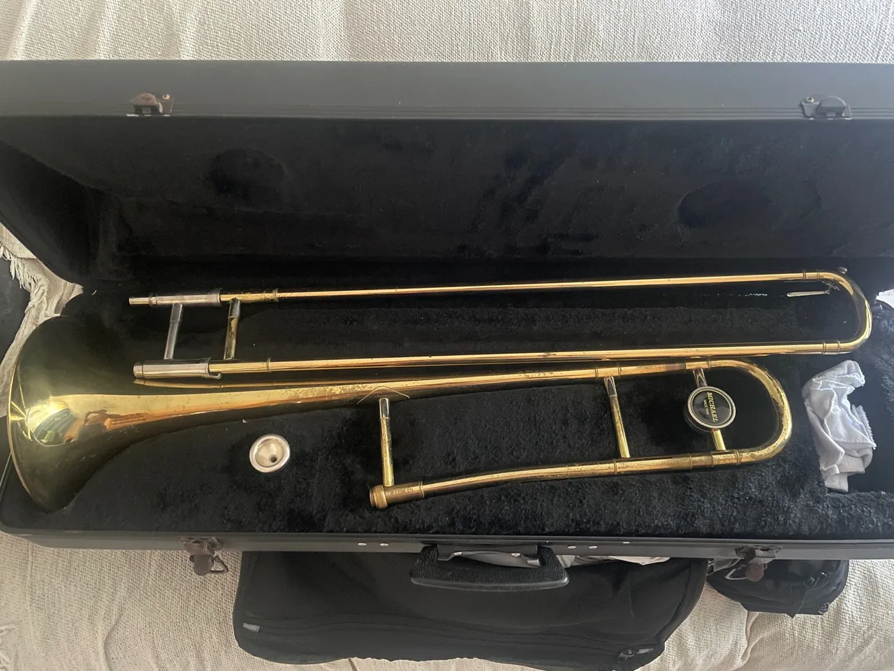 "trombone de vara" - Instrumentos musicais no Brasil