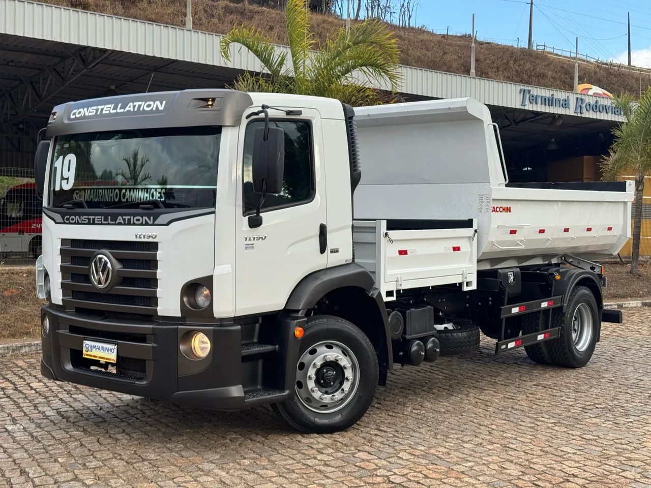 VW 17190 ANO 2019 CAMINHÃO CAÇAMBA TOCO - Caminhões - Santo Hipólito ...