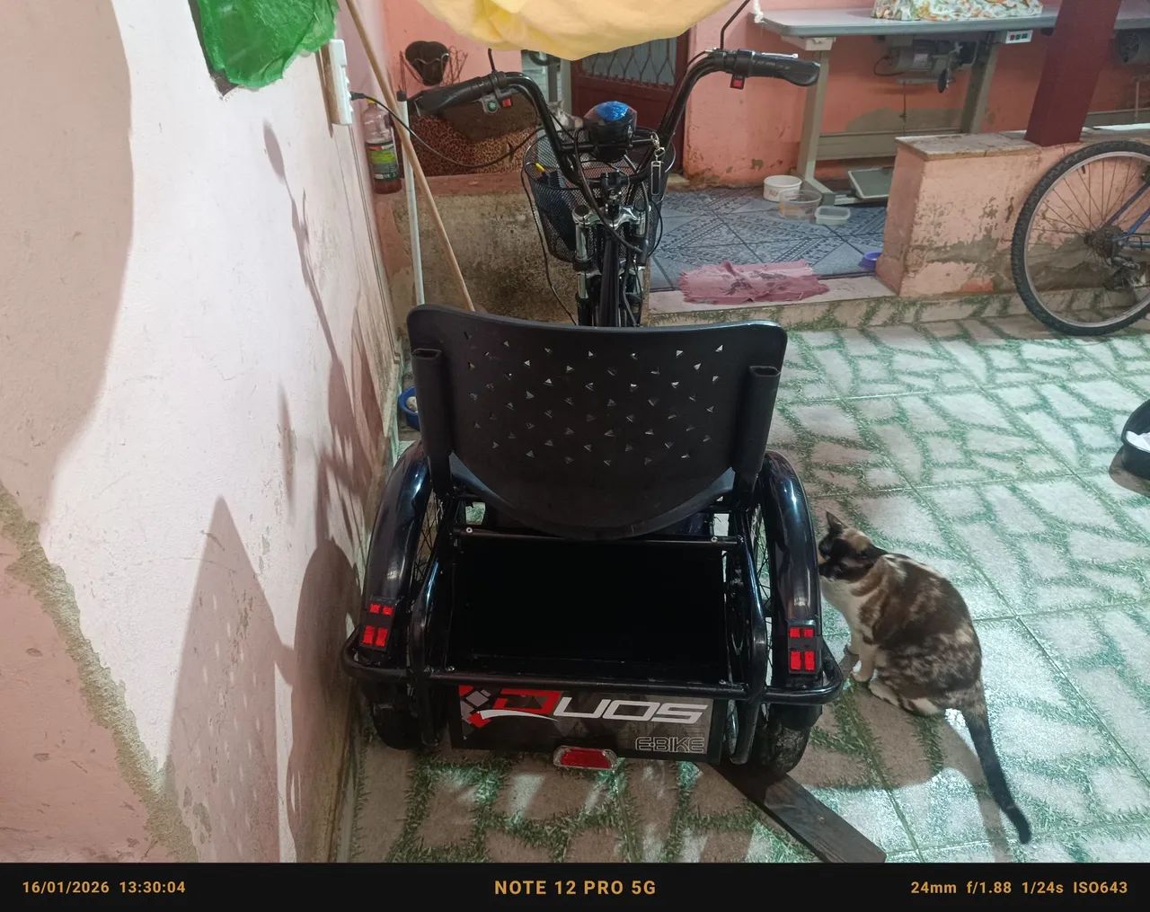 Triciclo elétrico 800w marcha ré e farol led e alarme - Ciclismo ...