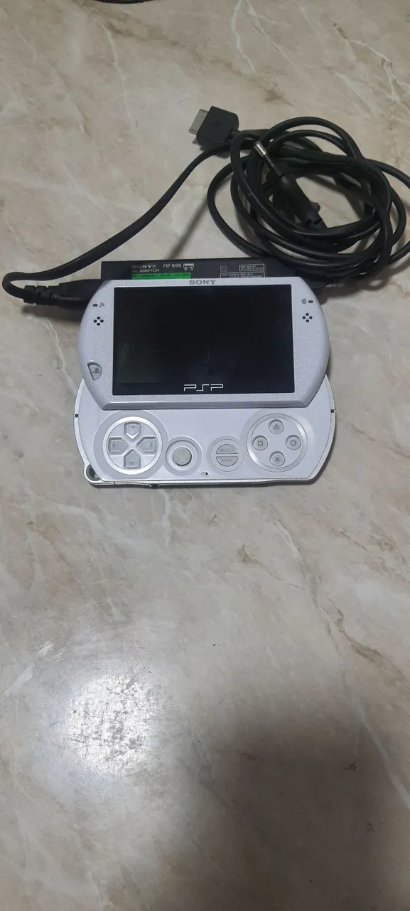 "psp go desbloqueado" - Consoles de Vídeo Game no Brasil