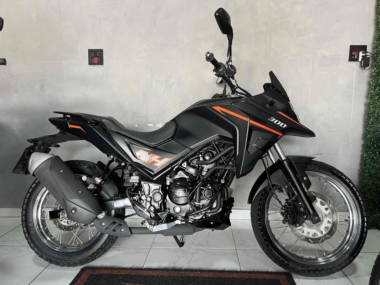 Motos DAFRA NH 300 no Brasil