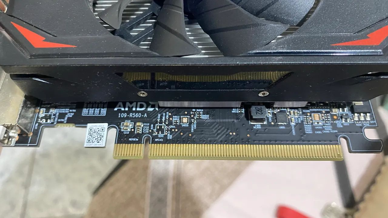 Placa de video rx 550 4gb - Placas de Vídeo - Miracatu 1456236353 | OLX