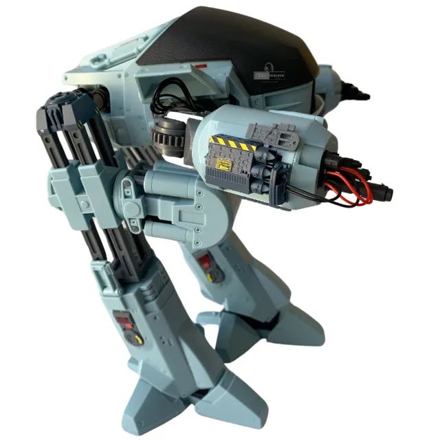 Robocop ED-209 - Model Kit - Good Smile Company Moderoid - Hobbies e ...