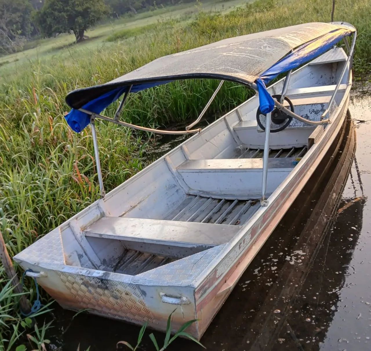 Bote 6 metros . - Esportes Aquáticos - Santa Luzia, Manaus 1454147427 | OLX