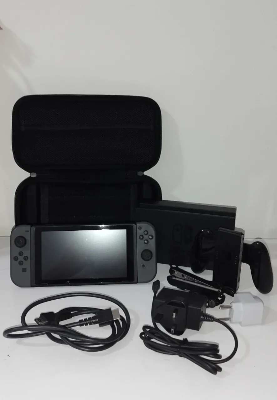 "nintendo switch v1" - Consoles de Vídeo Game no Brasil