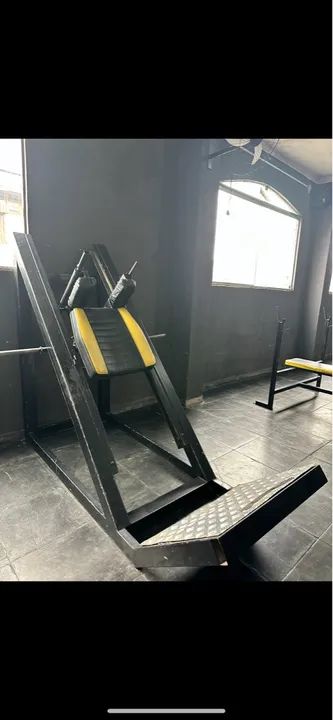 Máquina Hack Press para Academia agachamento - Academia e Exercícios ...
