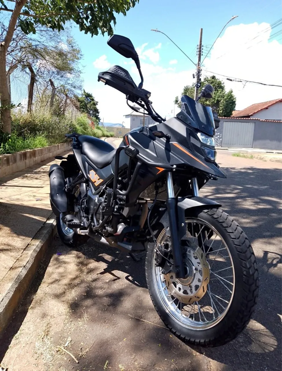 Motos DAFRA NH 300 no Brasil