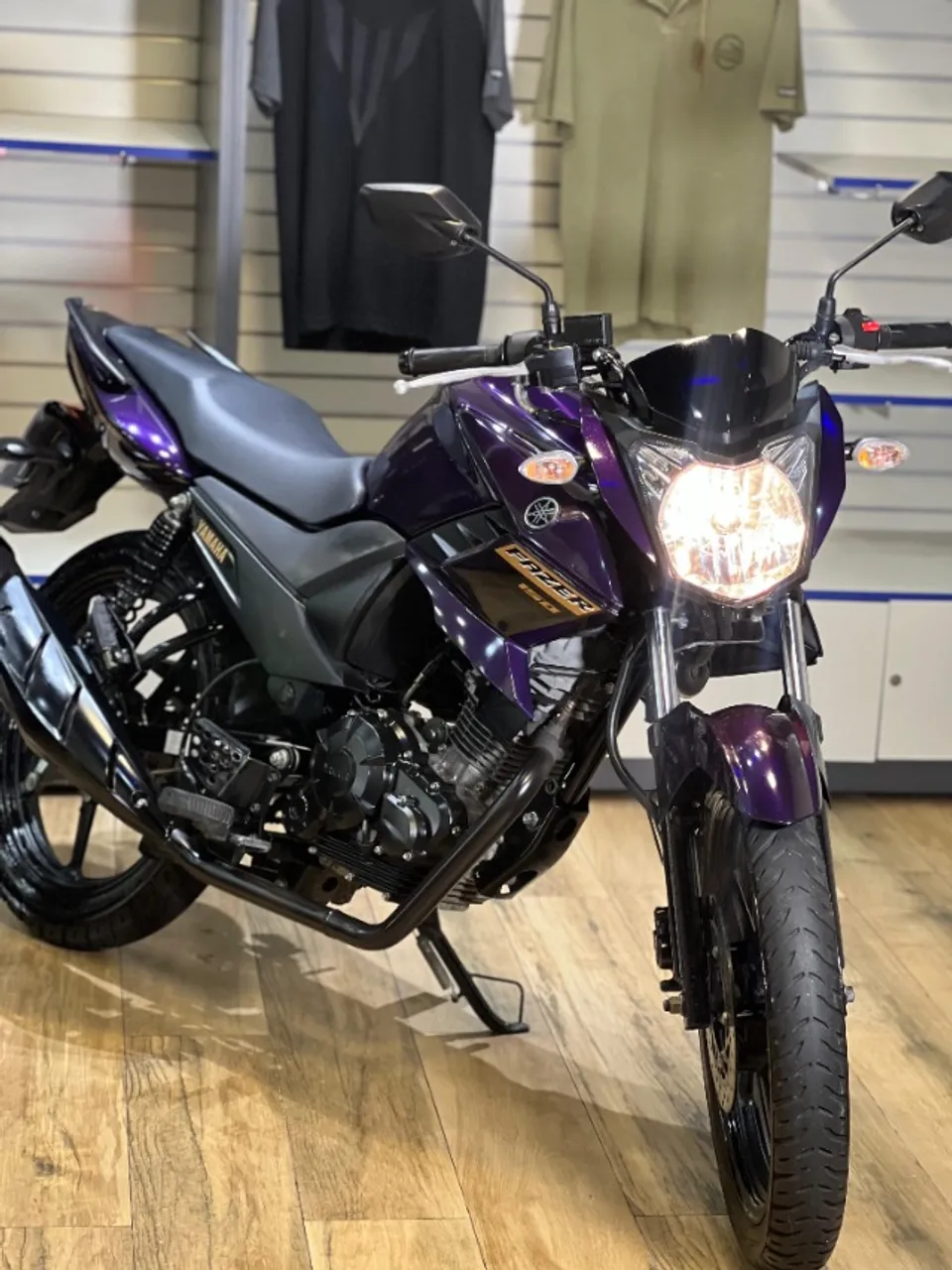 Motos Yamaha Fazer 2023 no Brasil