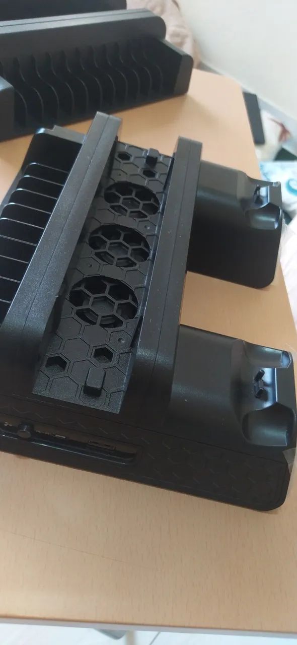 Suporte Base Vertical, Cooler E Carregador Ps4 Slim / Ps4 Pro Dobe Fat ...