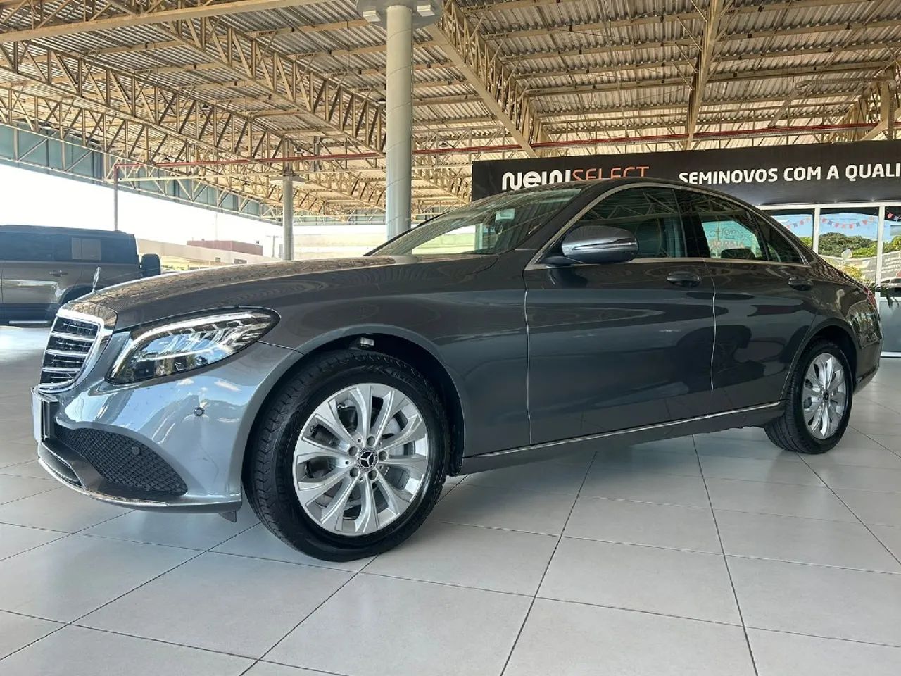 MERCEDES-BENZ C-180 a gasolina 2020 Usados e Novos