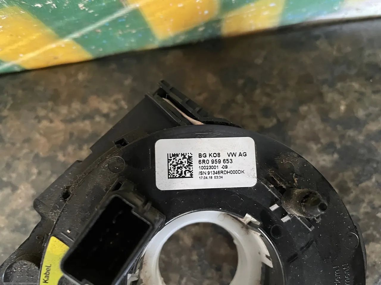 Hard disc cinta airbag vw Saveiro 6r0959653 - Peças para carros, vans e ...