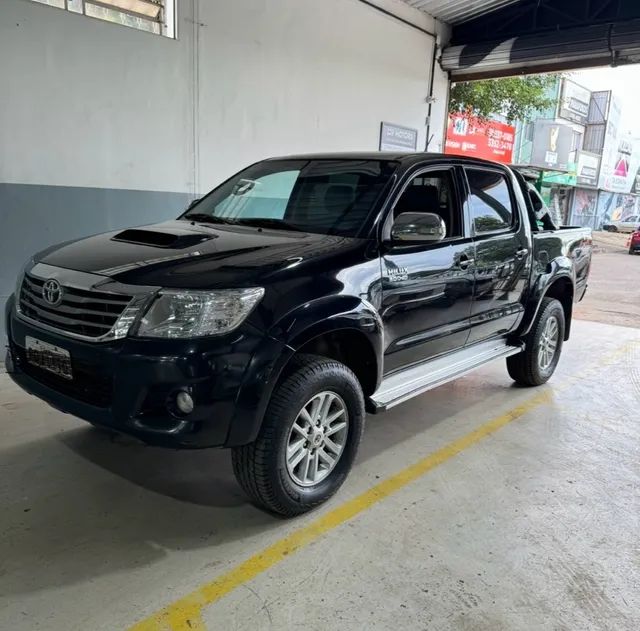 TOYOTA HILUX 2015 Usados e Novos