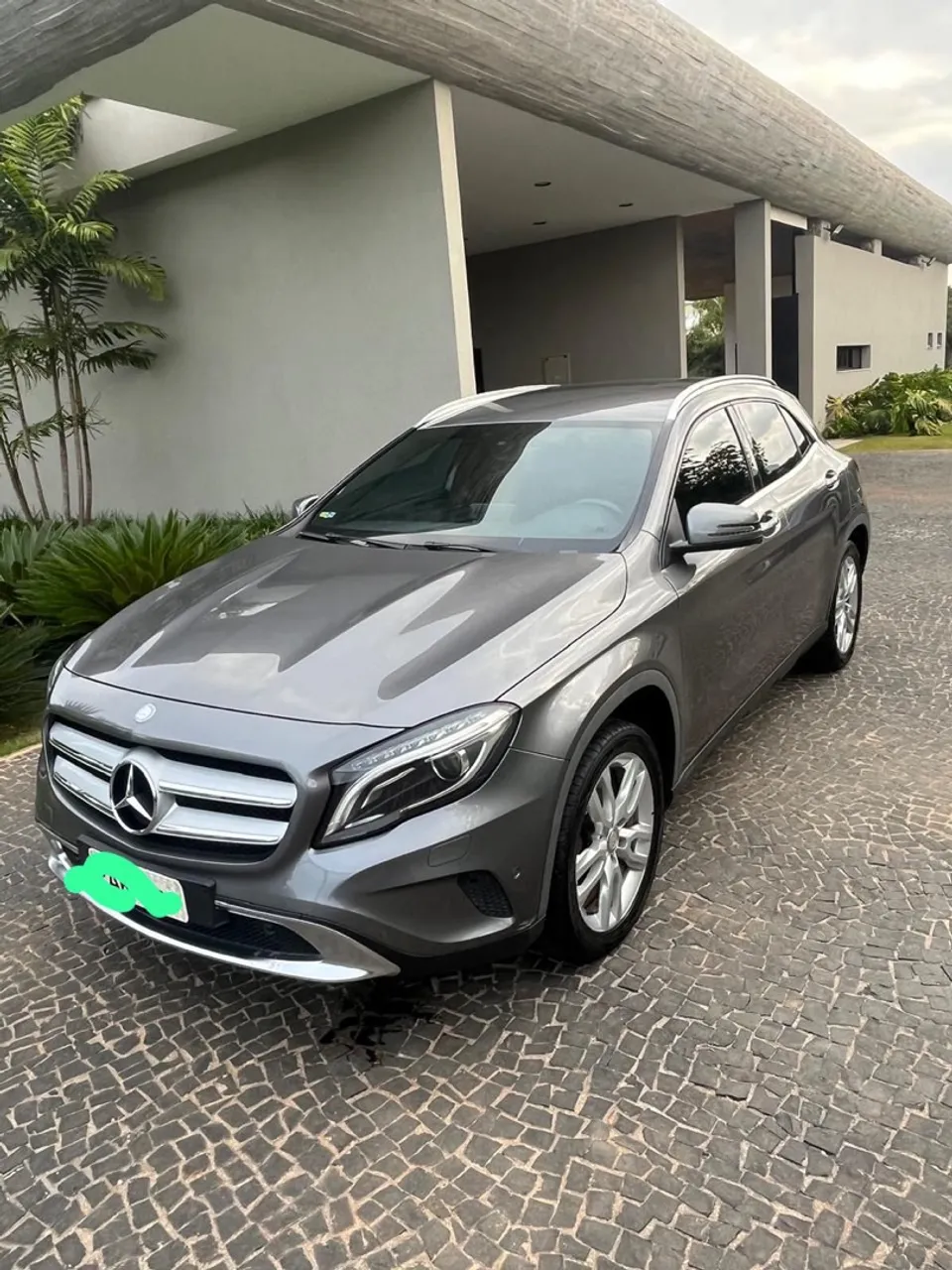 Mercedes-Benz GLA-200 2016 Usados e Novos