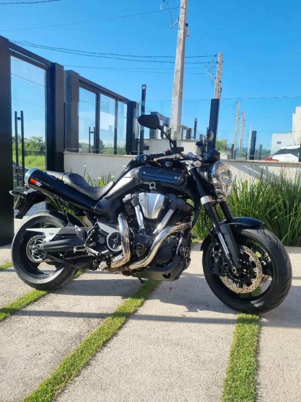 Motos YAMAHA MT-01 no Brasil