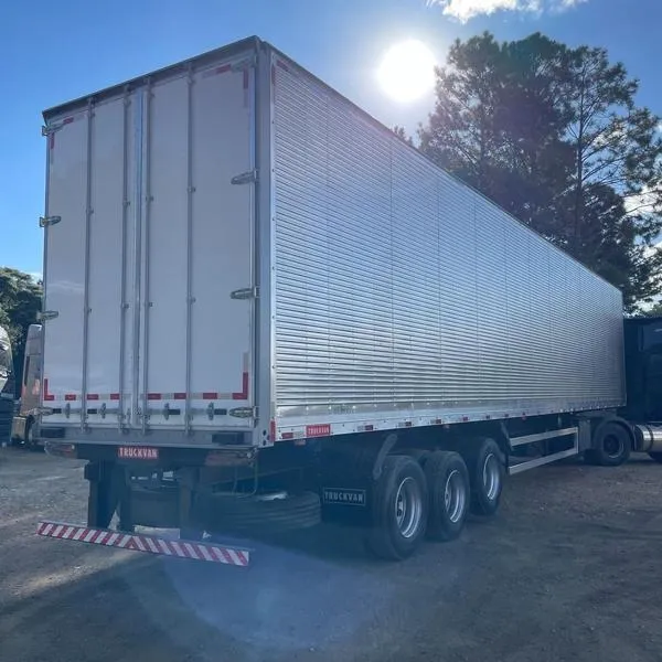 "semi reboque" no Brasil