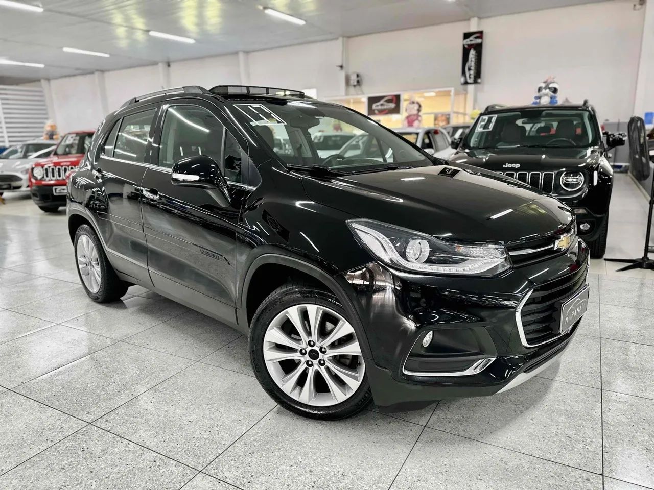 CHEVROLET TRACKER 2017 Usados e Novos