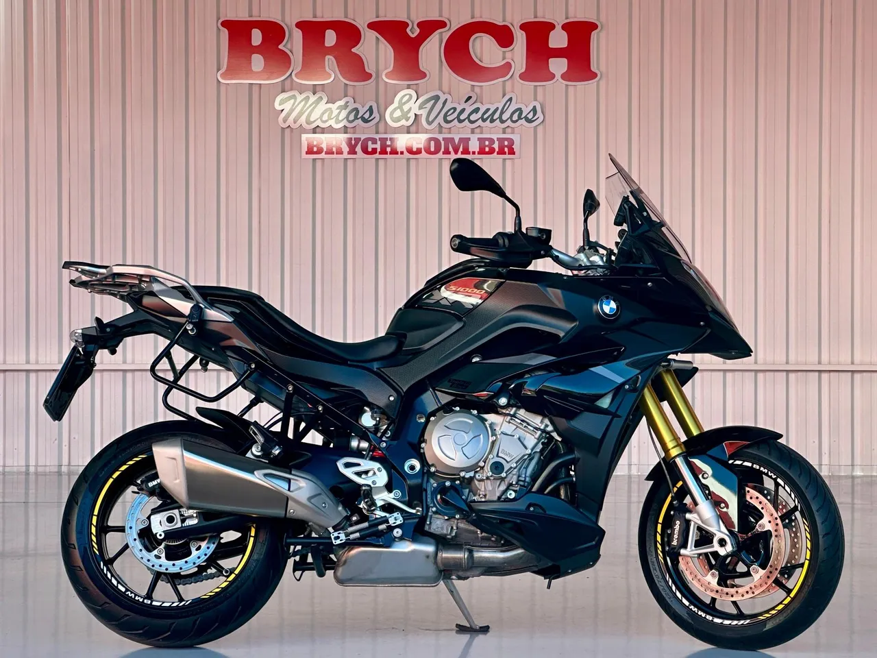 Motos BMW S 1000 XR no Brasil