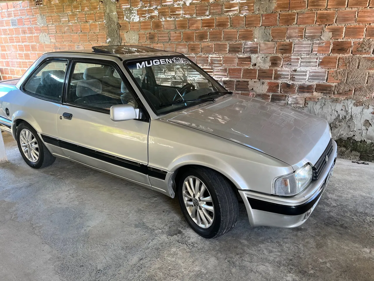 VOLKSWAGEN APOLO Usados e Novos