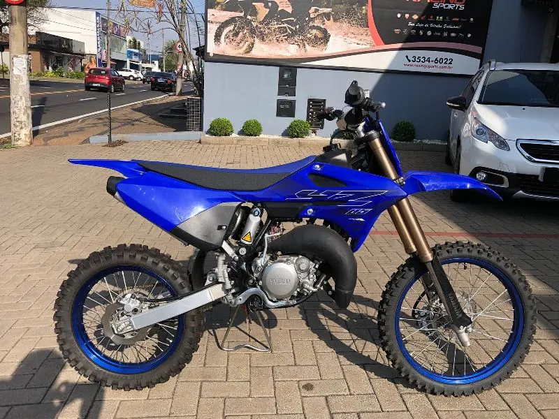 Motos YAMAHA YZ no Brasil