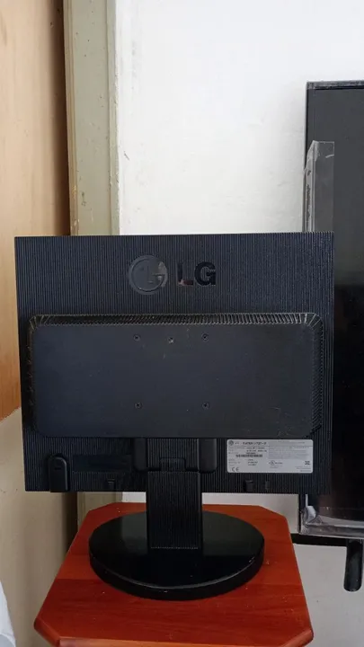 "monitor lcd lg flatron" - Monitores no Brasil