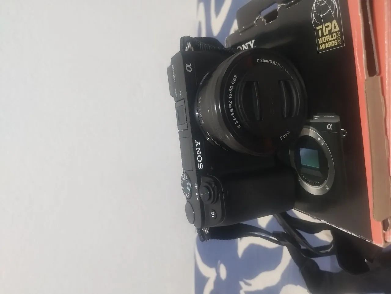 Câmera Sony Alpha 6400 que e microfone Mark Hollyland M2 - Câmeras e ...