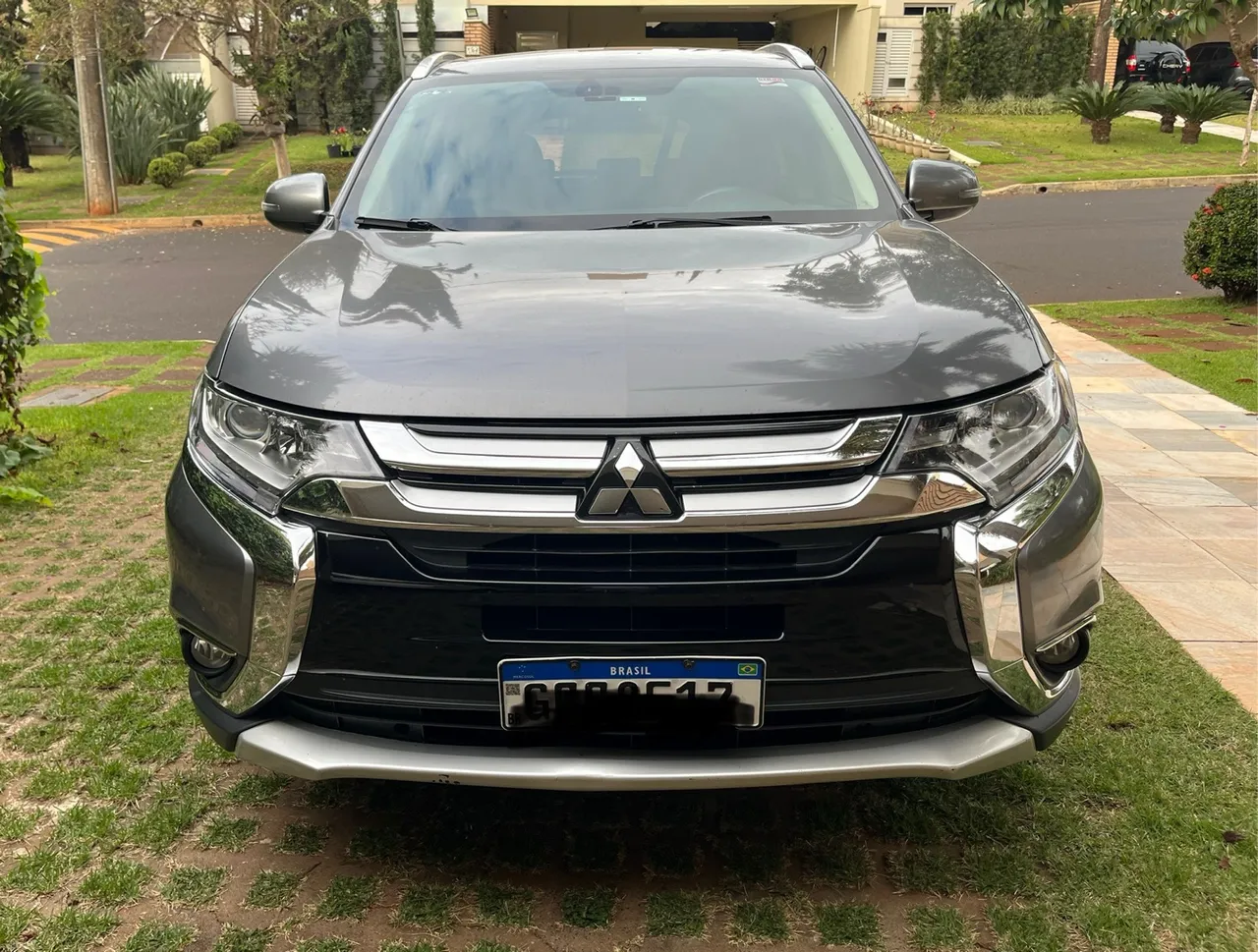 MITSUBISHI OUTLANDER 2018 Usados e Novos