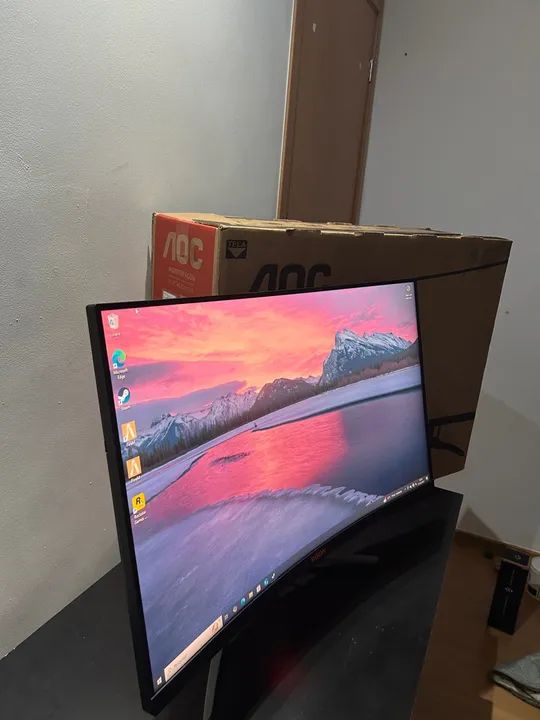 Monitor Gamer Curvo AOC 31.5 polegadas - Computadores e Desktops - Três Barras, Contagem ...