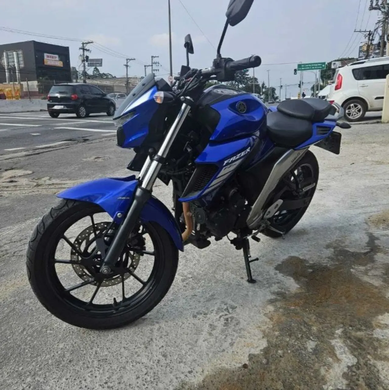 Motos YAMAHA FZ25 2022 no Brasil