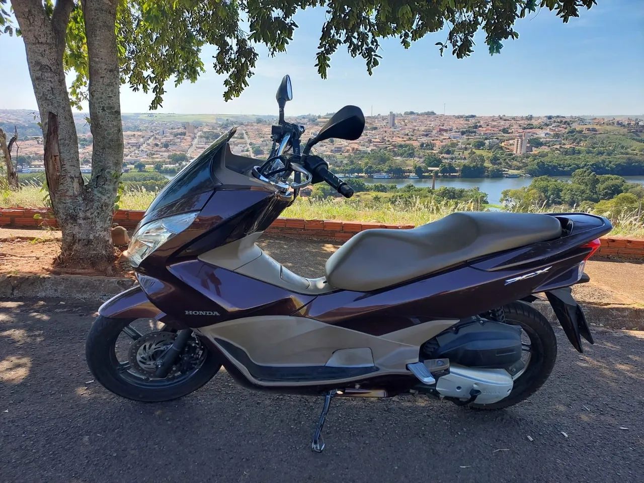 Motos HONDA PCX 2017 no Brasil