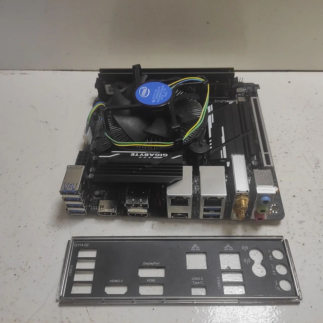 Kit Processador Intel Core i7 Oitava geração placa mãe Gigabyte saída ...