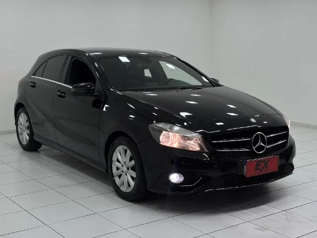 MERCEDES-BENZ A-200 2015 Usados e Novos
