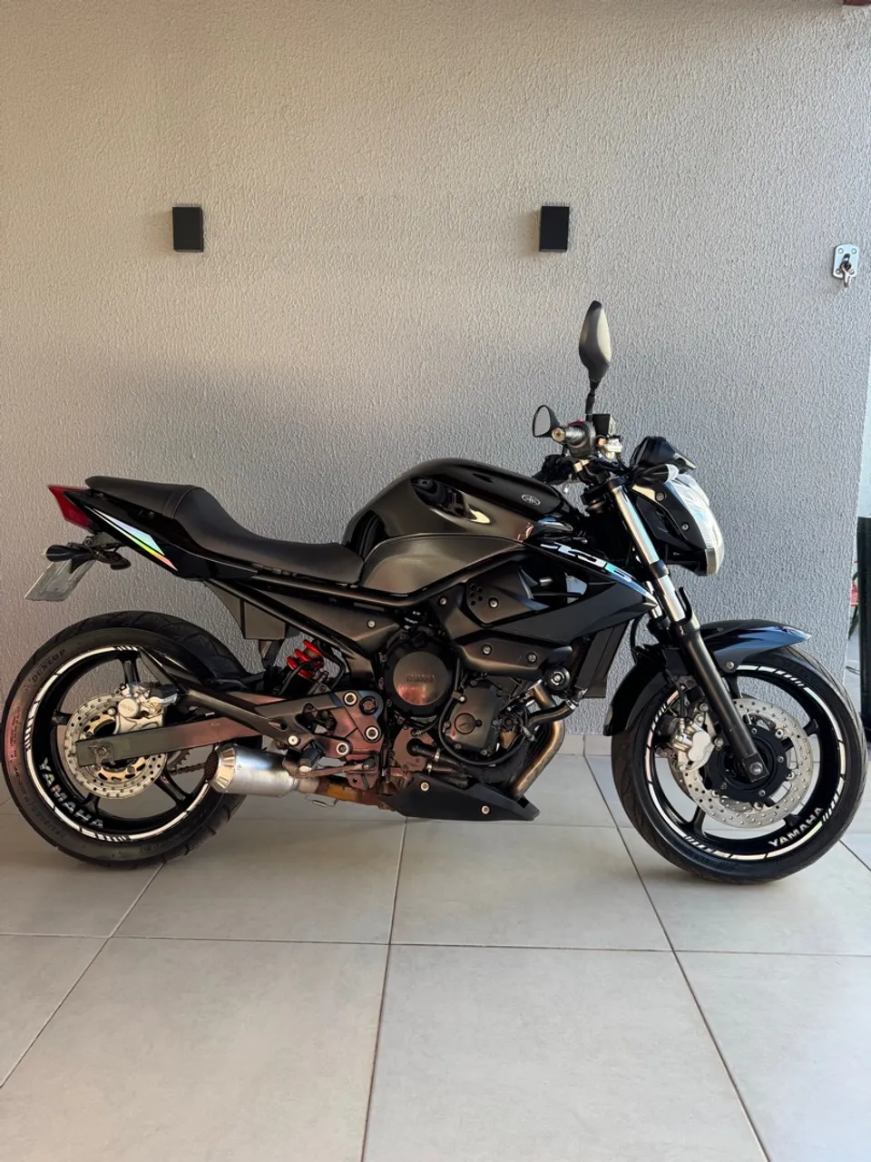 Motos YAMAHA XJ6 no Brasil