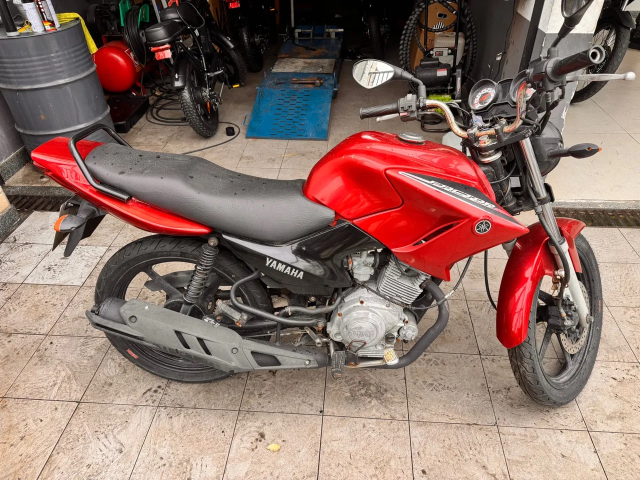 Motos YAMAHA YBR 2015 no Brasil