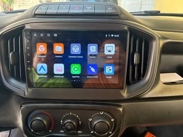 Multimídia Strada 9P Android 2ram 32g carplay Netflix wifi Waze YouTube ...