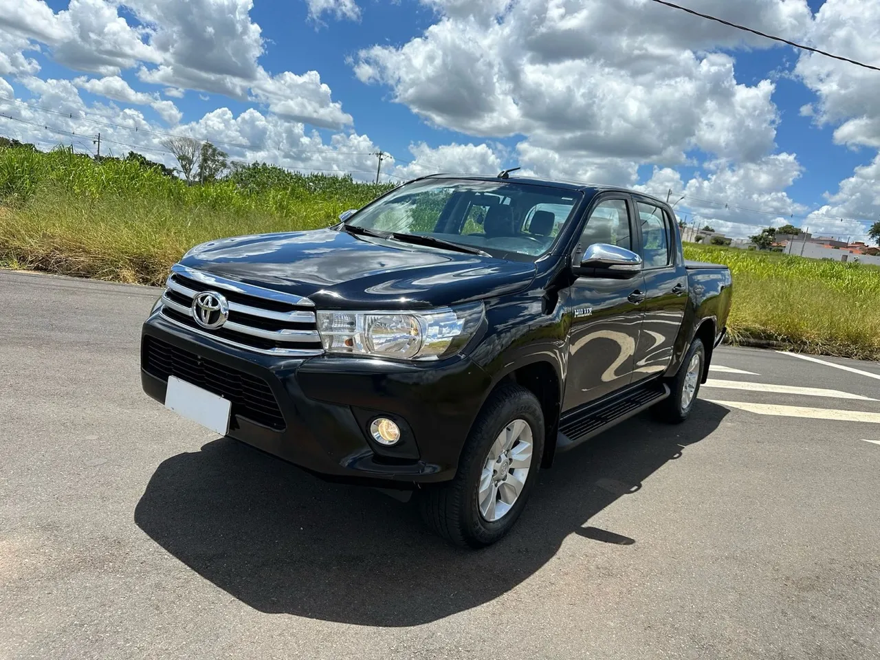 TOYOTA HILUX 2016 Usados e Novos