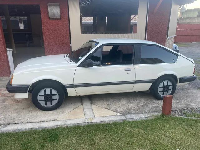 hatches CHEVROLET MONZA Usados e Novos