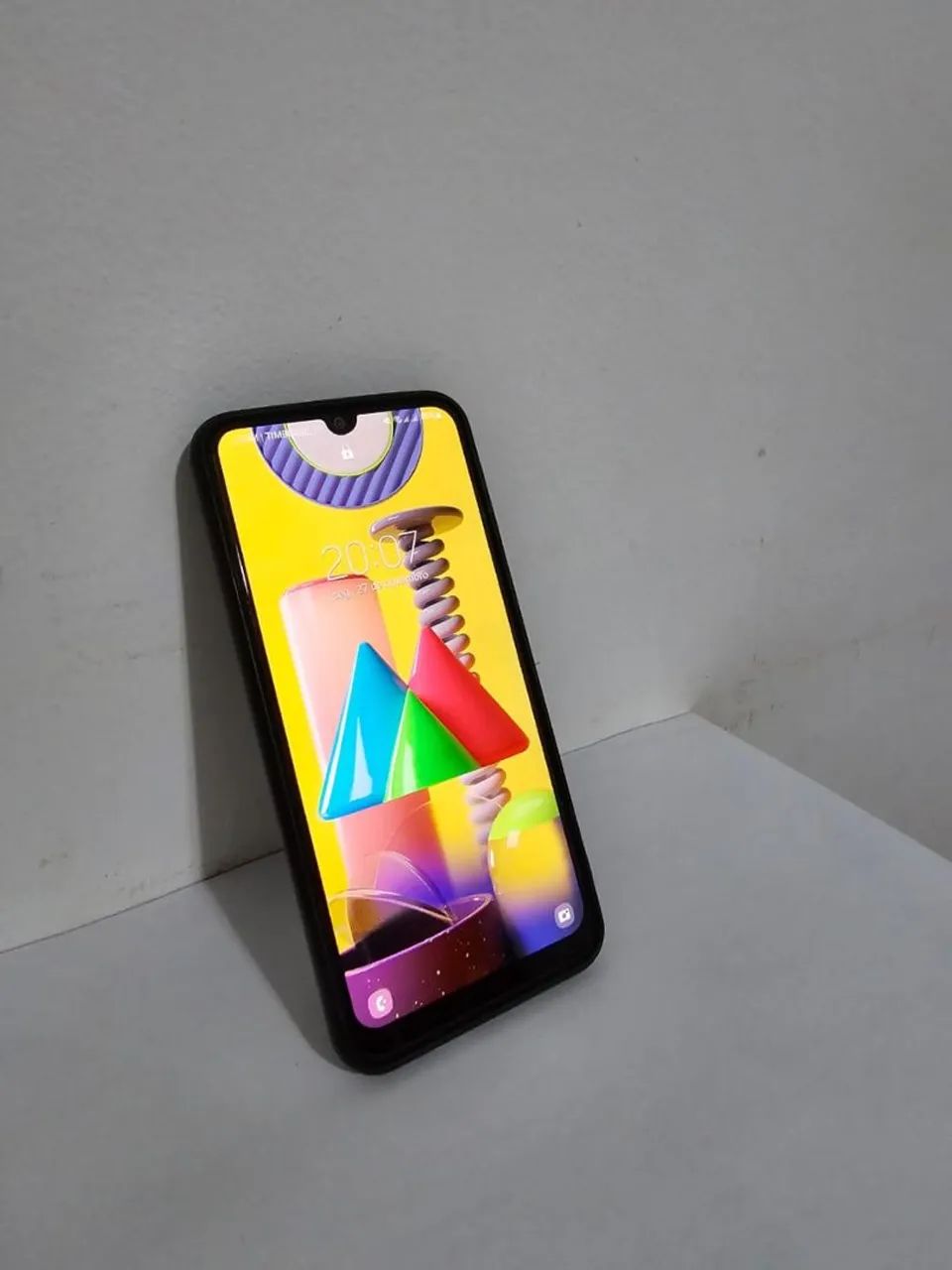 Smartphone Samsung Galaxy M31 usado em perfeito estado de conservação ...