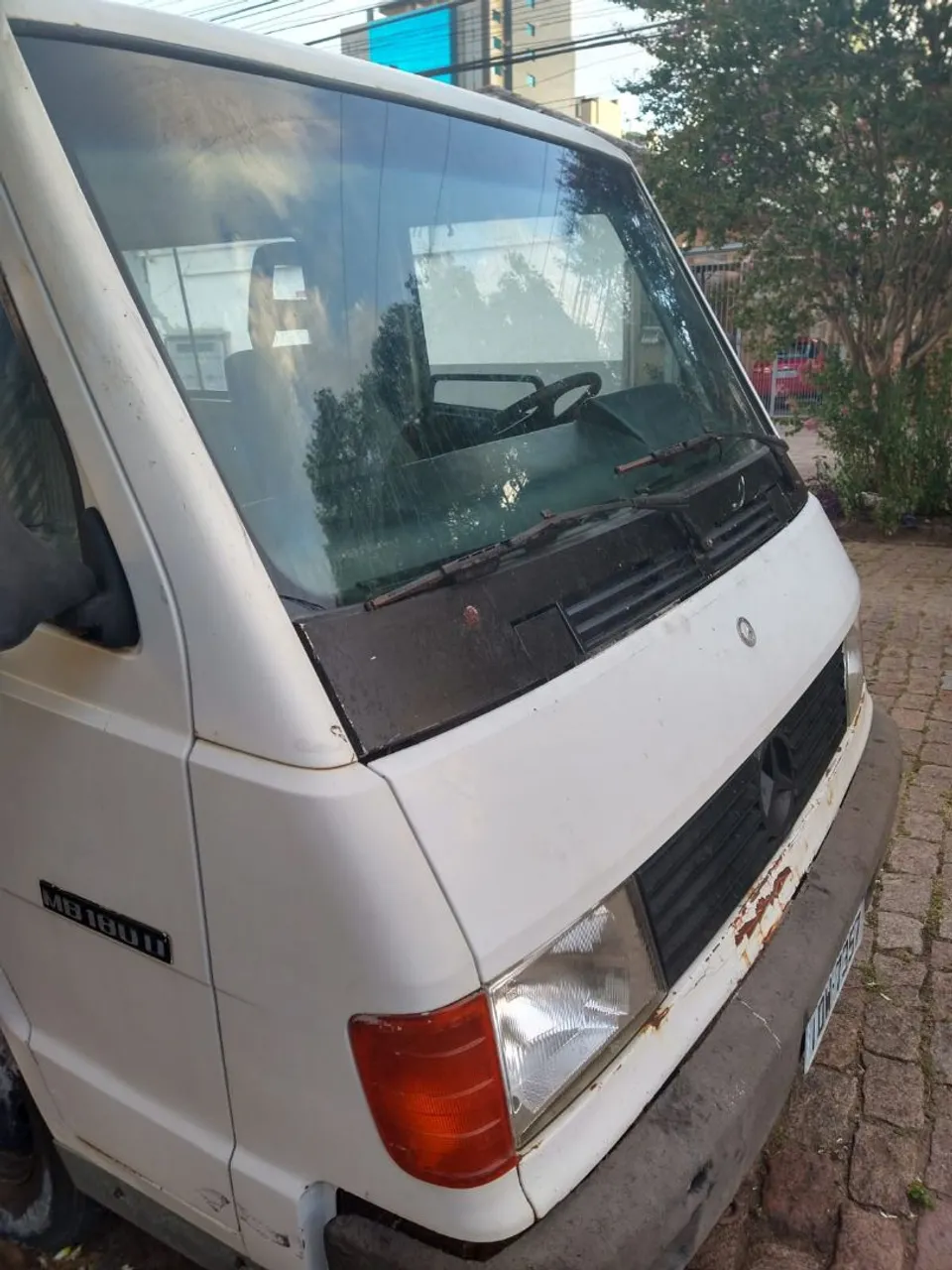 MERCEDES-BENZ 180-D Usados e Novos