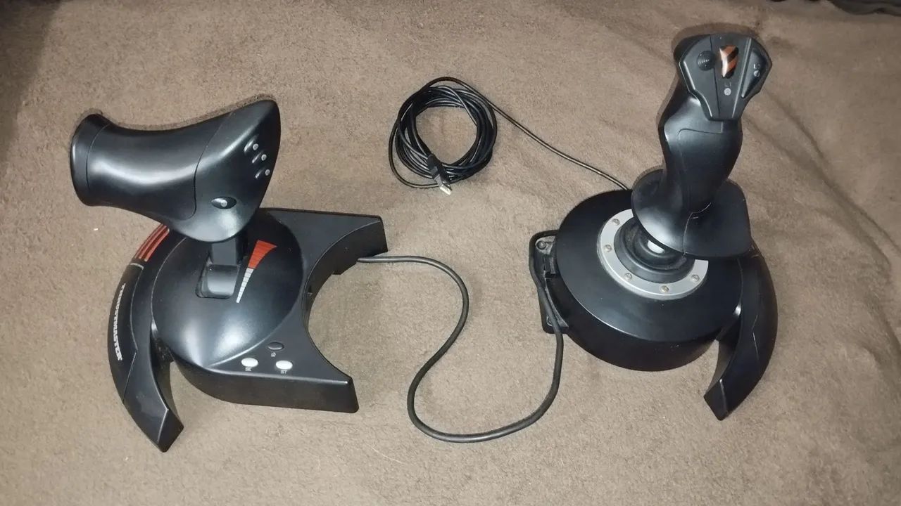 Manche joystick thrustmaster t.flight hotas x - Peças e Acessórios de ...