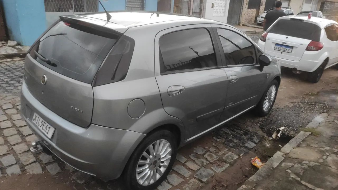 FIAT 2010 Usados e Novos