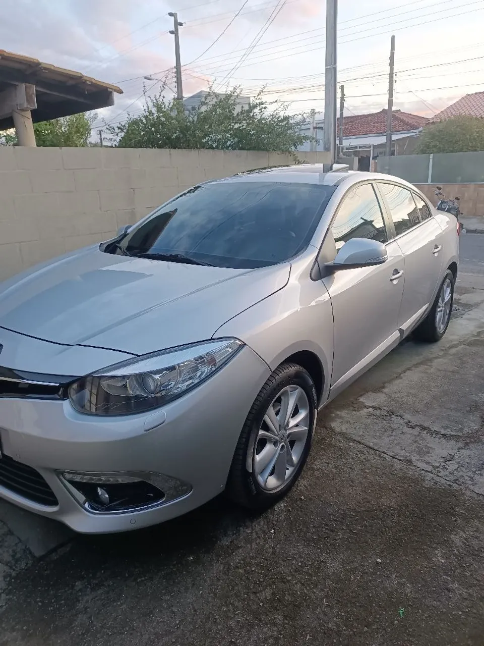RENAULT FLUENCE 2016 Usados e Novos