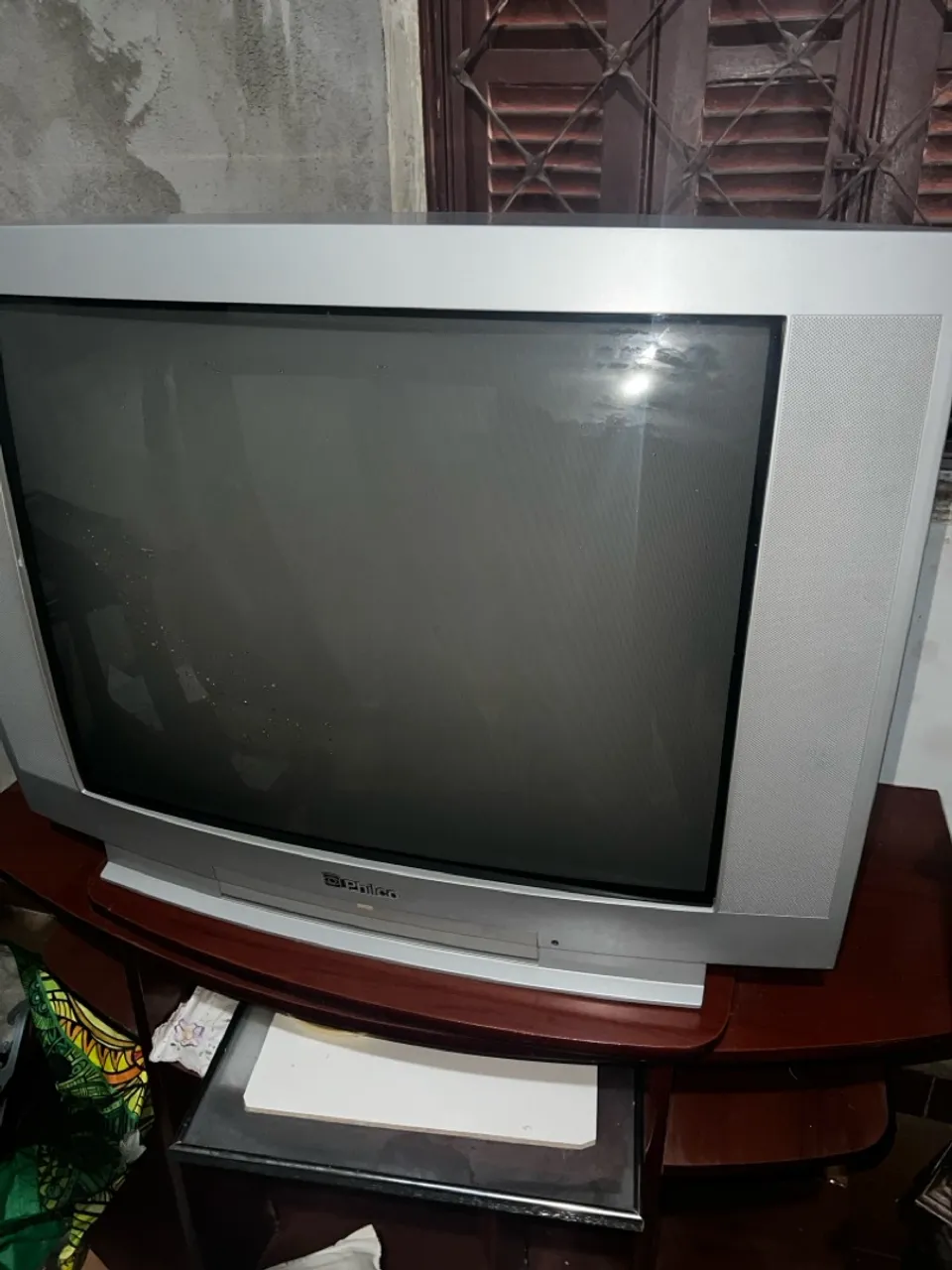 "tv de tubo" - TVs no Brasil