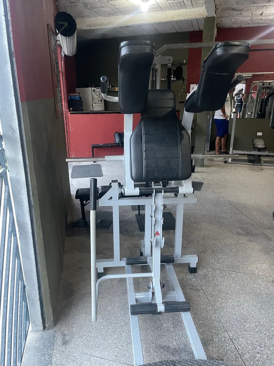 Hack squat ARCIEL - Academia e Exercícios - Dias D'Ávila 1468431830 | OLX