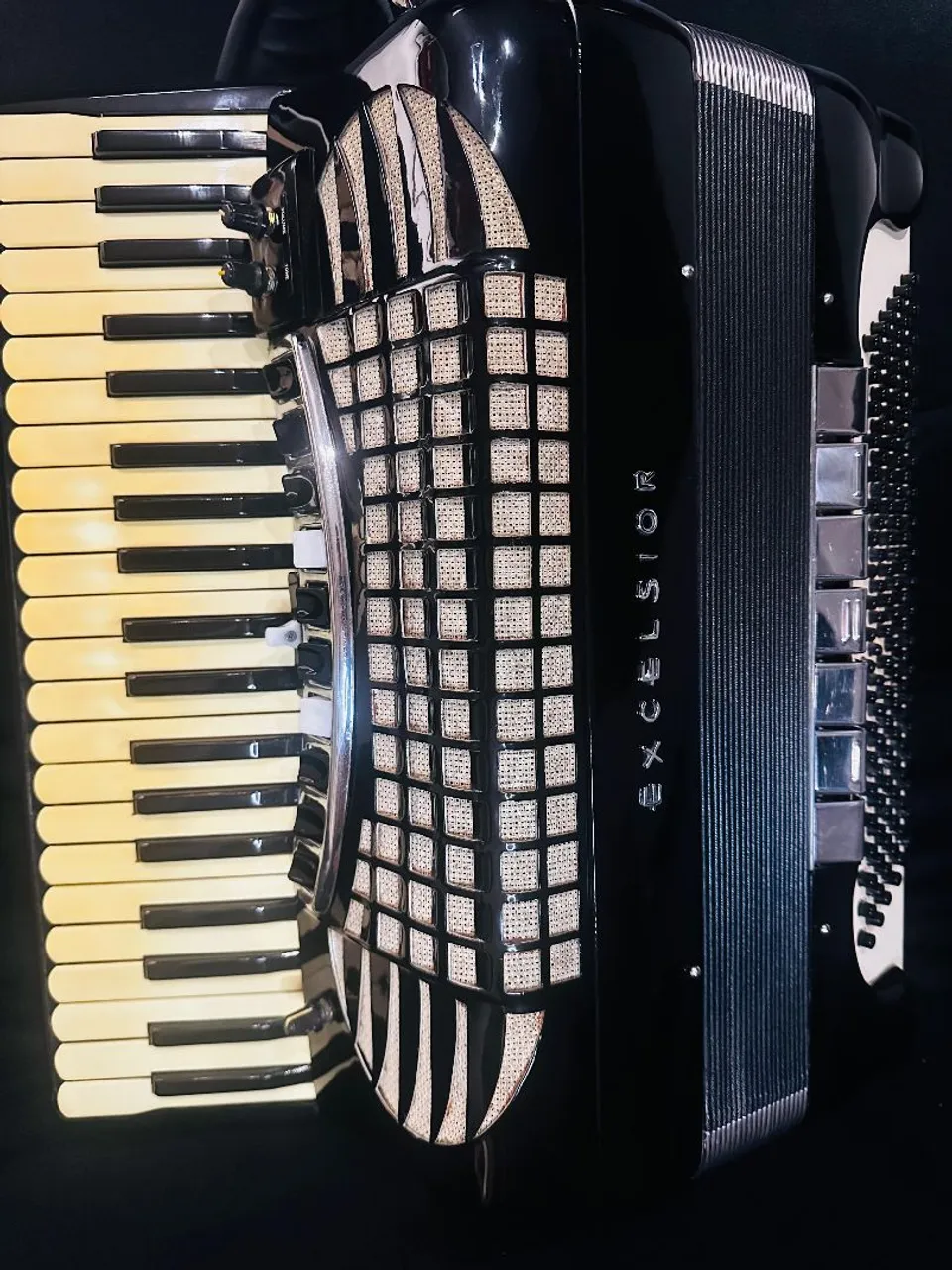 "sanfonas" - Instrumentos musicais no Brasil